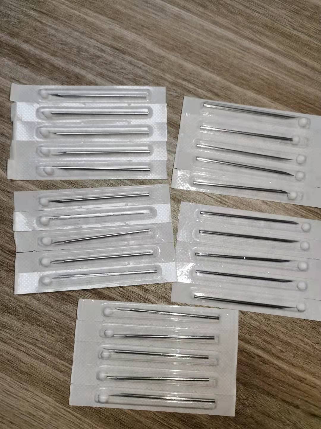 JIESIBAO 50PCS Mixed Body Piercing Needles, 12G 14G 16G 18G 20G Stainless Steel Sterile Disposable Ear Nose Navel Nipple Lip Piercing Needles