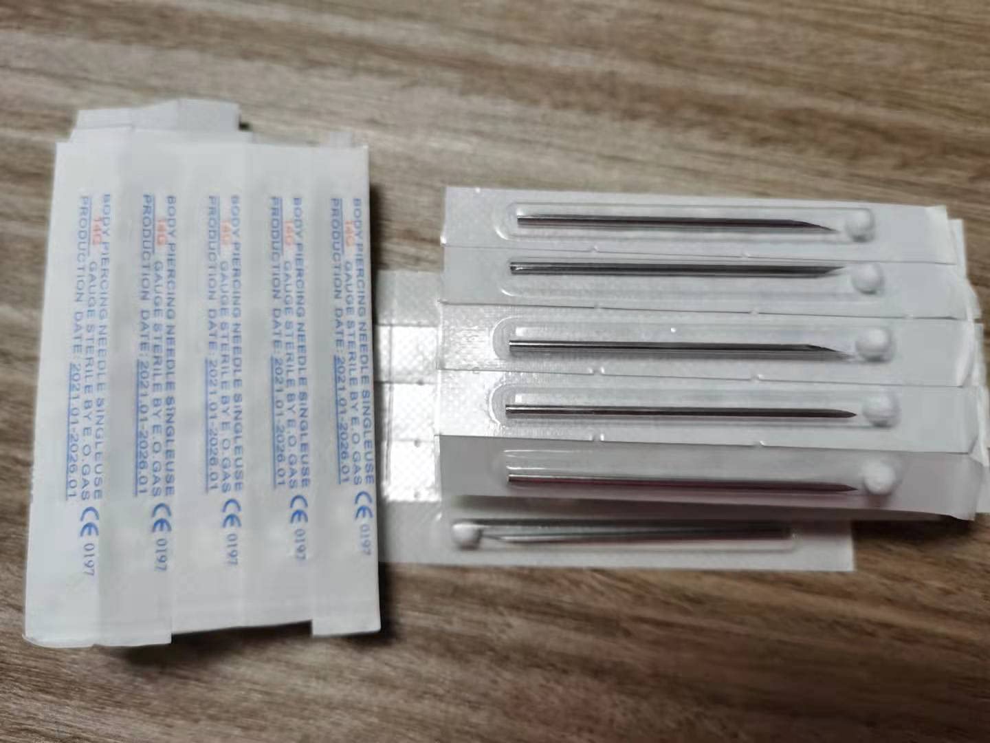 JIESIBAO 50PCS Mixed Body Piercing Needles, 12G 14G 16G 18G 20G Stainless Steel Sterile Disposable Ear Nose Navel Nipple Lip Piercing Needles