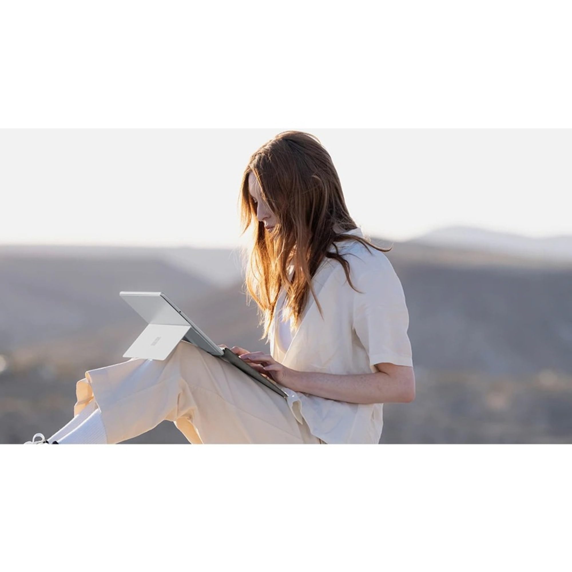 Microsoft Surface Pro Signature Keyboard - Platinum