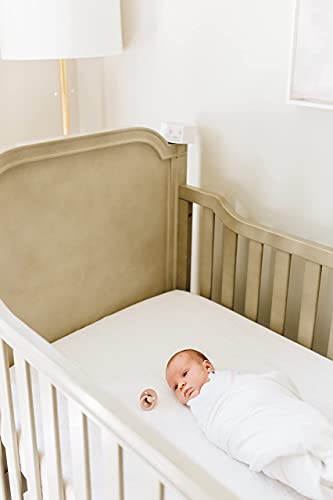 MOMS ON CALL Baby & Newborn Swaddle Blanket | 0-3 Months | Nursery Baby Gift | 48 X 48 Inch | 100% Cotton | Modern White