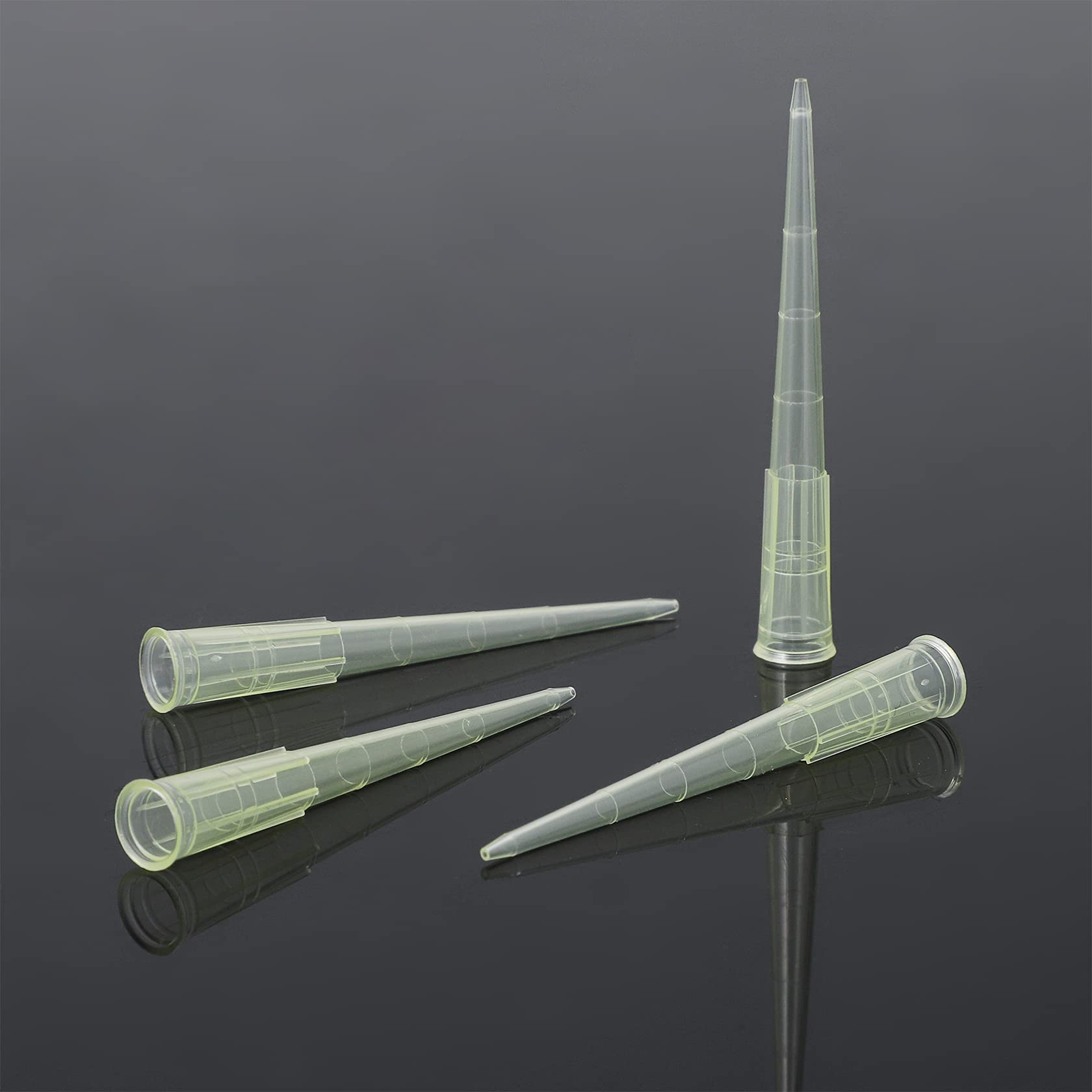 200uL Micropipette Tips 1000 Pcs, Four E's Scientific Universal 200uL Pipette Tips, Pipettor Tips Bulk, Non-pyrogenic DNAse/RNAse Free Autoclavable, Polypropylene (PP), Yellow