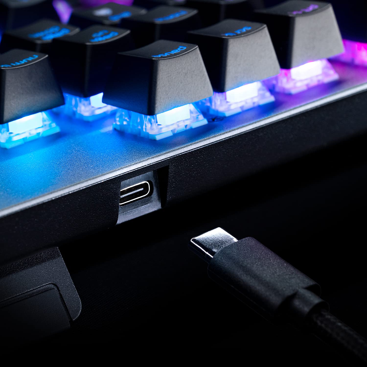XPG Mage Gaming Keyboard RGB Switch Red Mage104rd-bkcww
