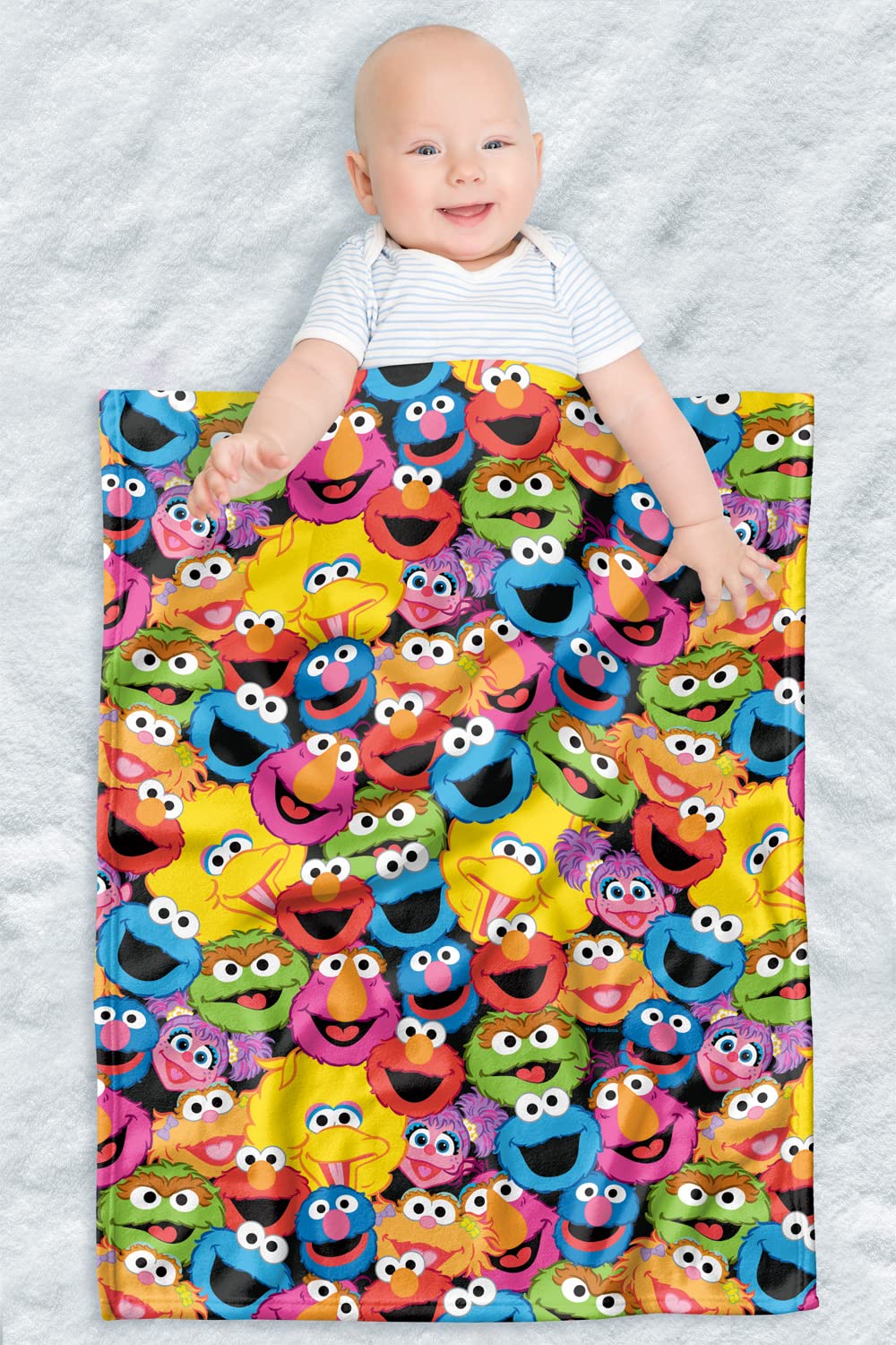 LOGOVISION Sesame Street Lightweight Baby Blanket, 30"X40", Character Head Collage Unisex for Infants Girls & Boys
