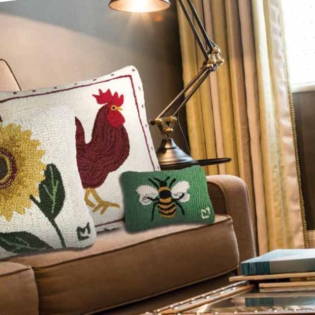 Chandler 4 Corners Artist-Designed Honey Bee Hand-Hooked Wool Decorative Petite Throw Pillow (8โ x 12โ)