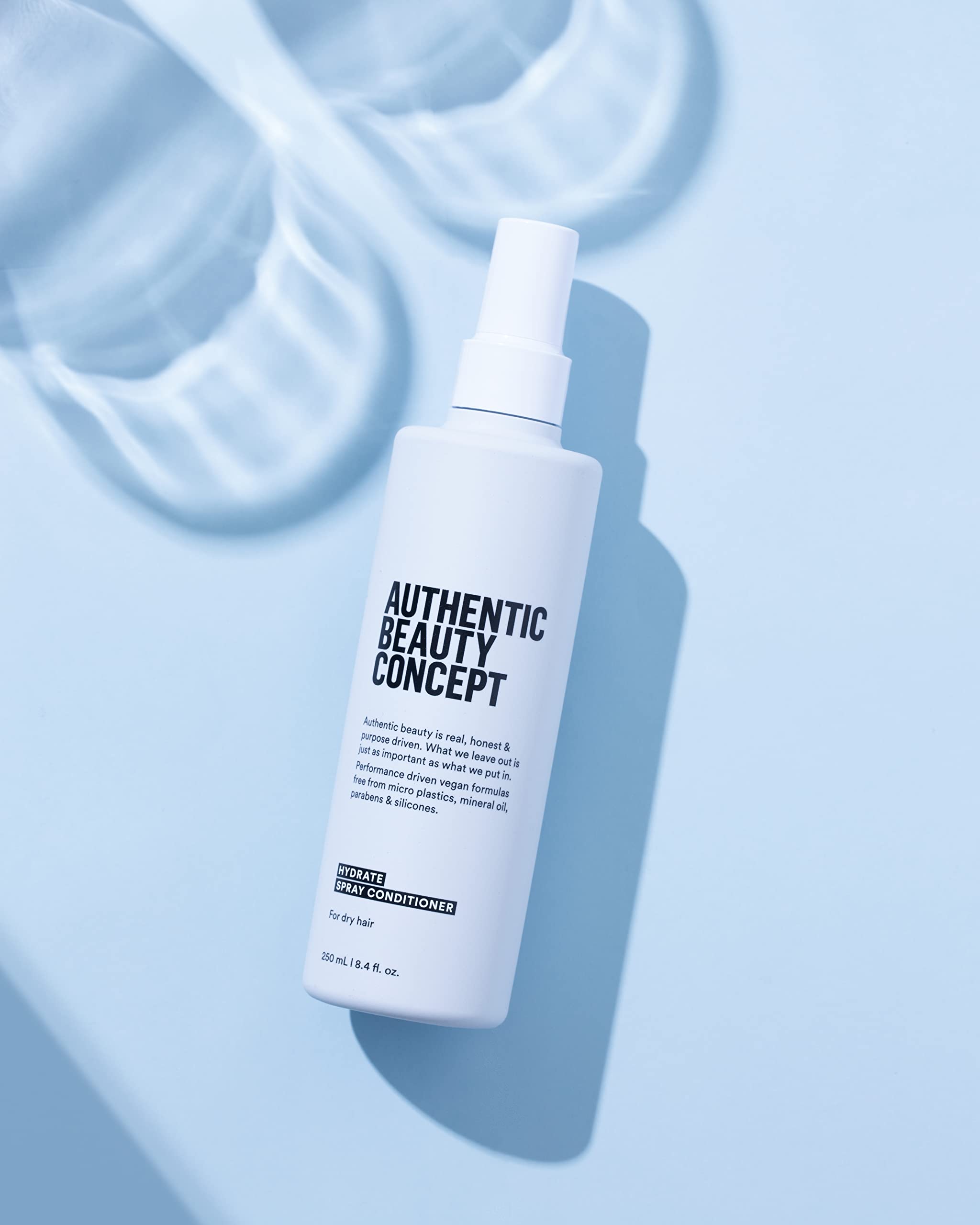 Authentic Beauty Concept Hydrate Spray Conditioner | Lightweight Leave-In Spray | Adds Moisture & Manageability | Normal To Dry or Curly Hair | Vegan & Cruelty-free | Silicone-free | 8.4 fl. oz.
