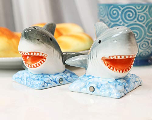 "Home Décor Accents" Ceramic Nautical Ocean Great White Sharks Salt And Pepper Shakers Figurine Set - Home Accents 33-kl1-9039