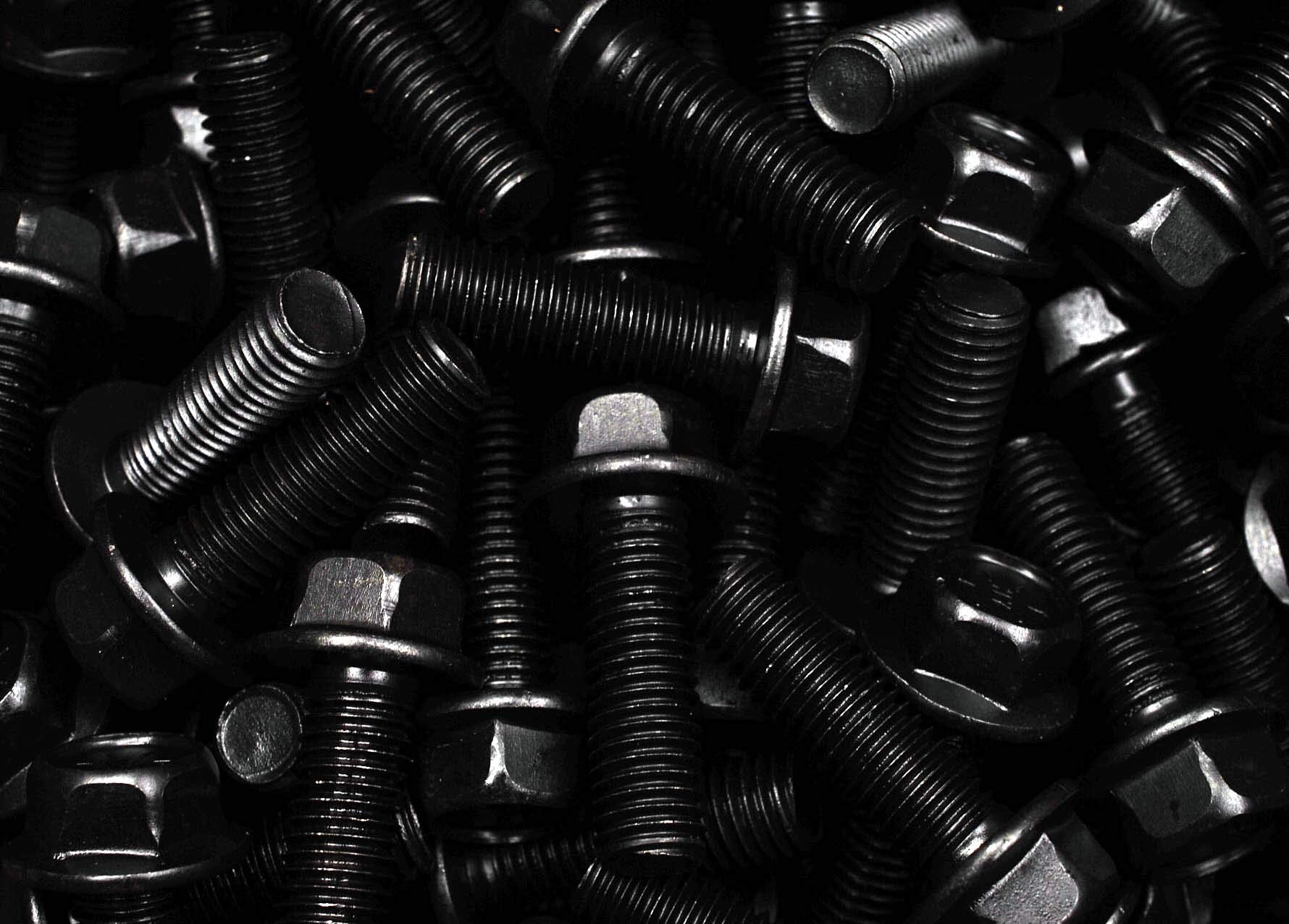 (15) Grade 8 Hex Head Flange Bolts 5/8-11 x 2 Plain Black Frame Screws