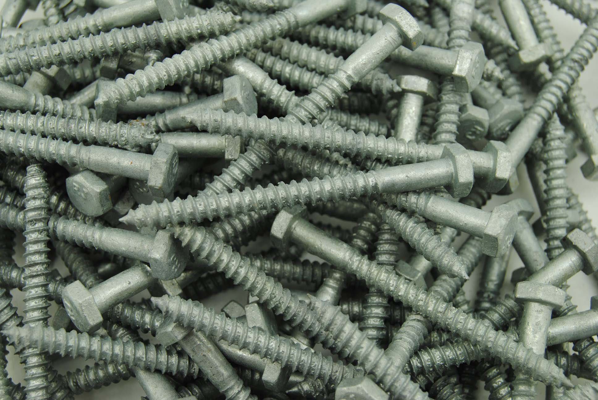 (150) Galvanized Hex Head 1/4 x 3 Lag Bolts Wood Screws
