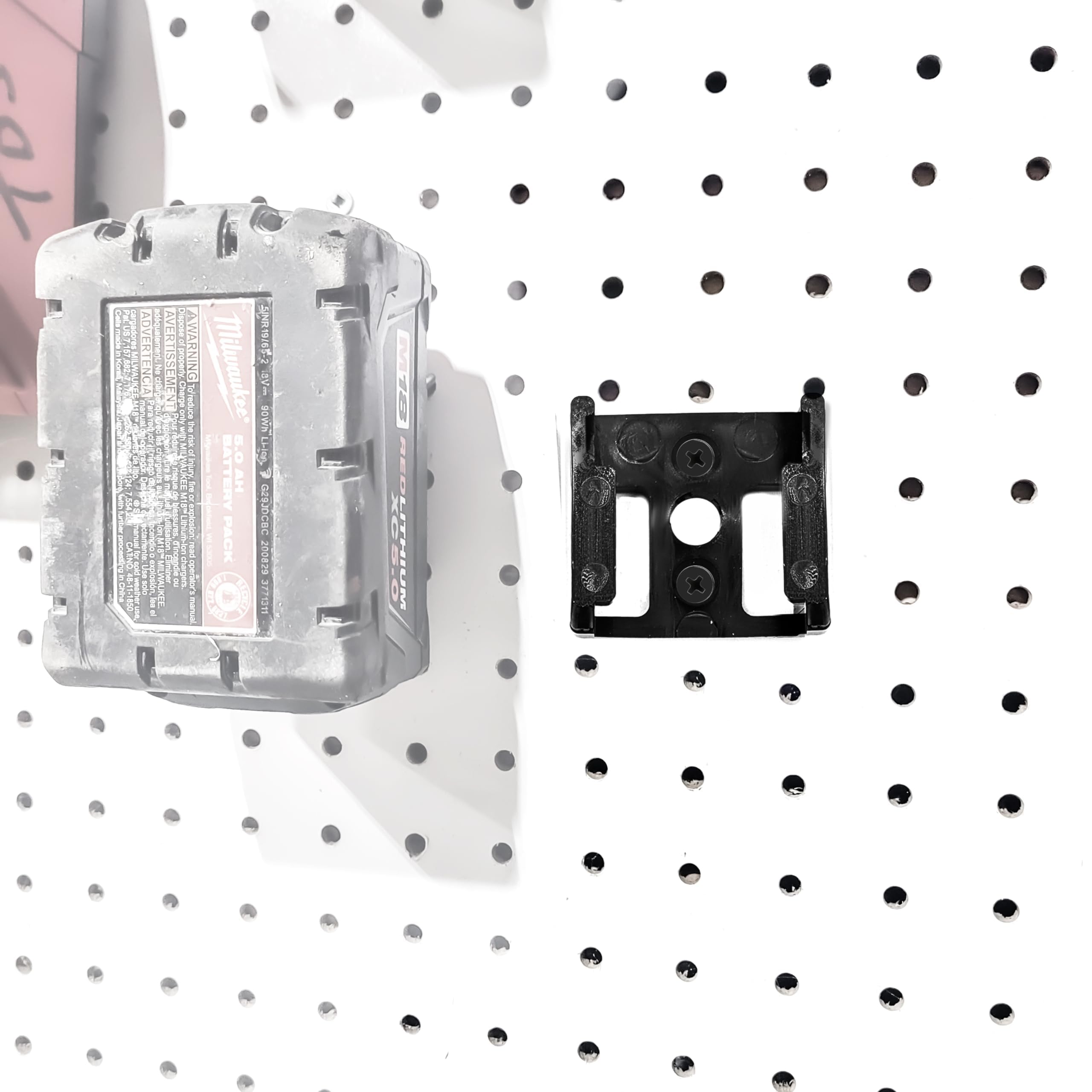 (10 Pack) Locking Battery Holder for Milwaukee M18 Batteries - Wall Mount - Commander Tools