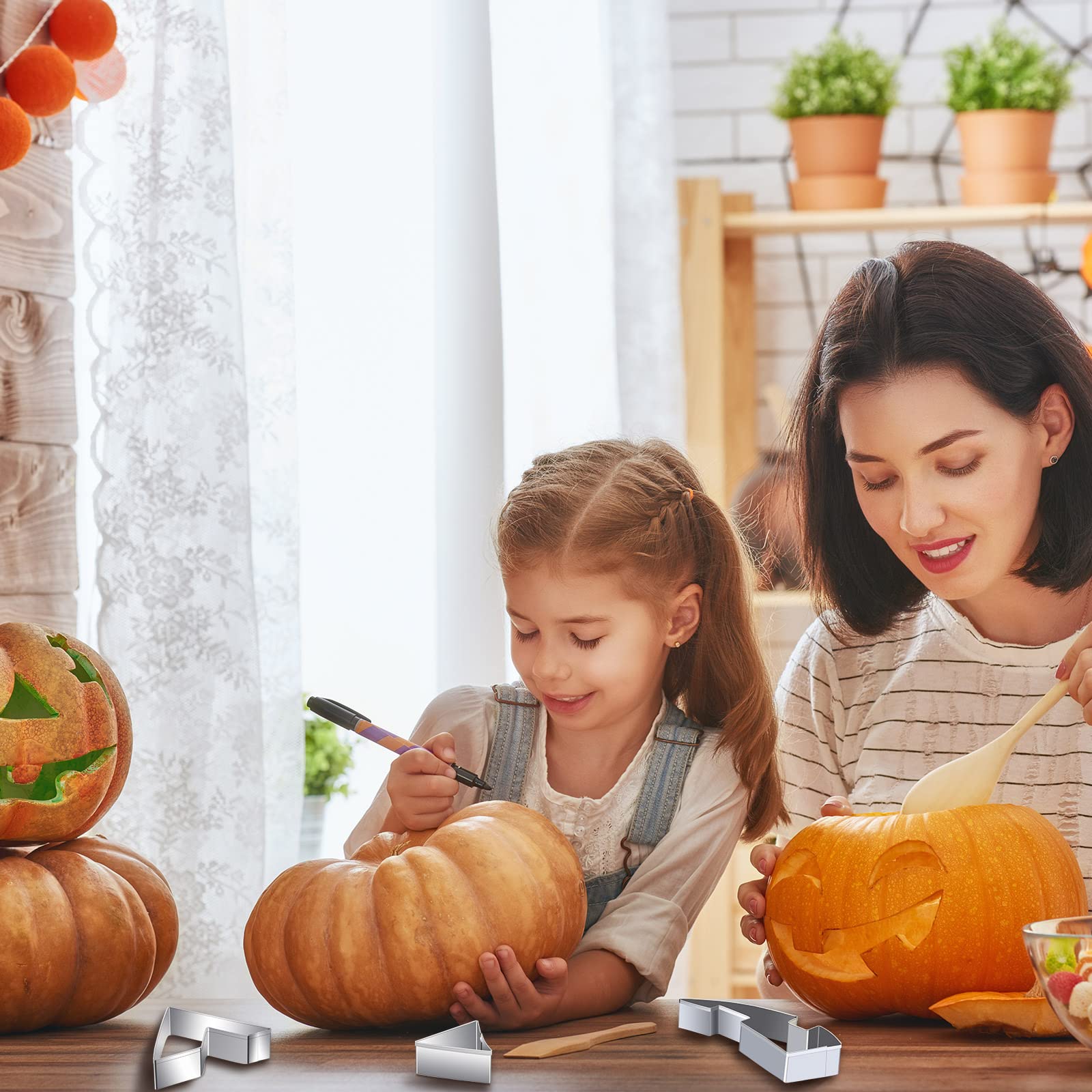 10 Pieces Halloween Pumpkin Carving Kit Stainless Steel Carver Set Pumpkin Carving Stencils Metal Carving Stencils, Simple Safe Carving Tools for Kids & Adults