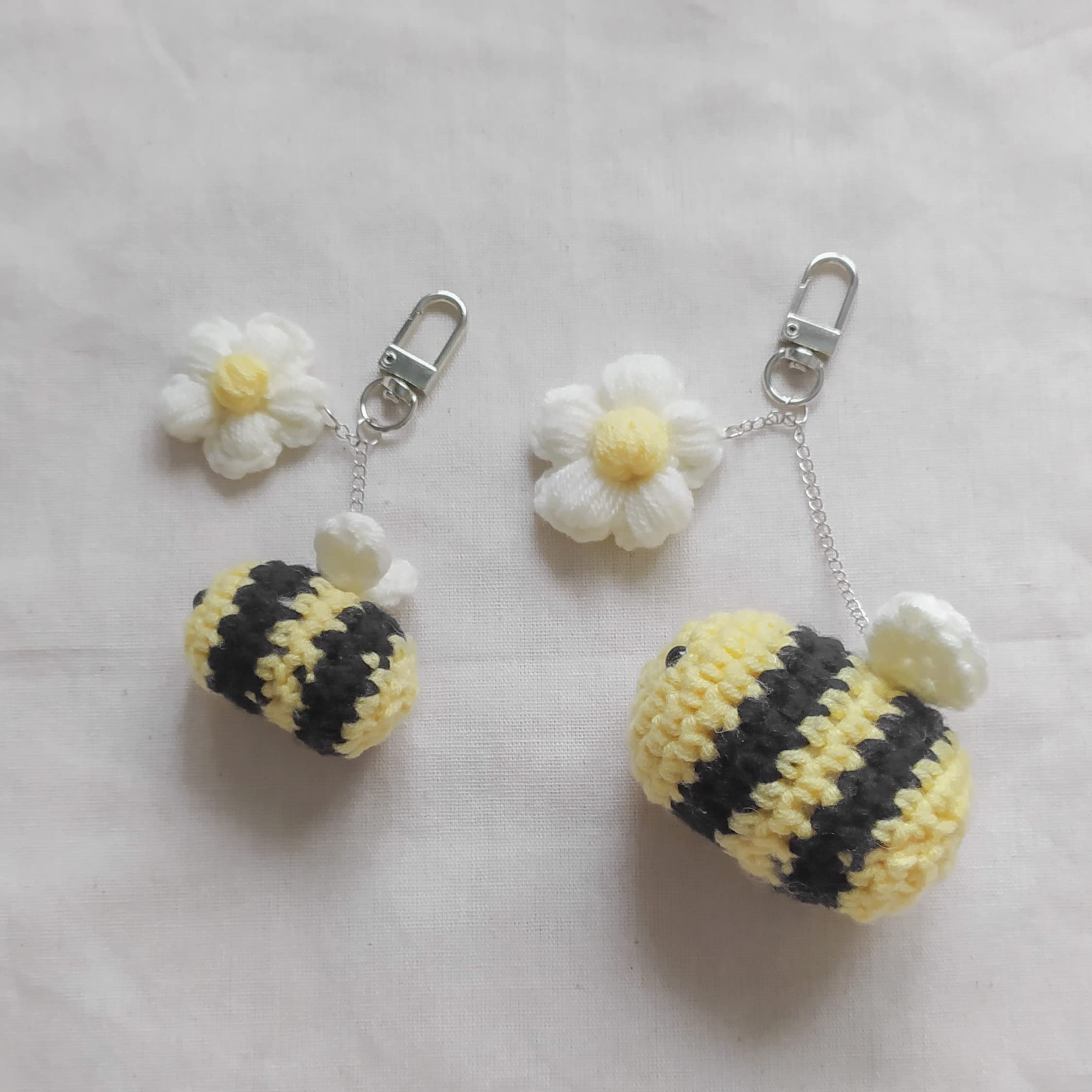 (2 pcs) Mommy to bee Baby Shower Gift Keychain Key ring Bag Purse Charm Crochet Handmade Plush Doll Amigurumi