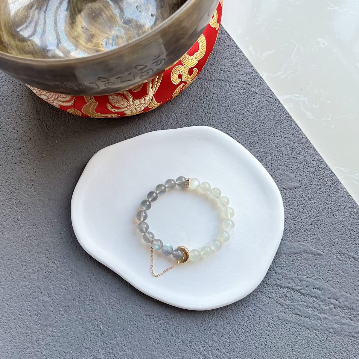[Amber Crystal] Women Healing Chakra Gray White Moonstone 18K Gold Moon Chain Natural Lucky Crystal Beads Elastic Bracelet, 6inch(Wrist Circumference)