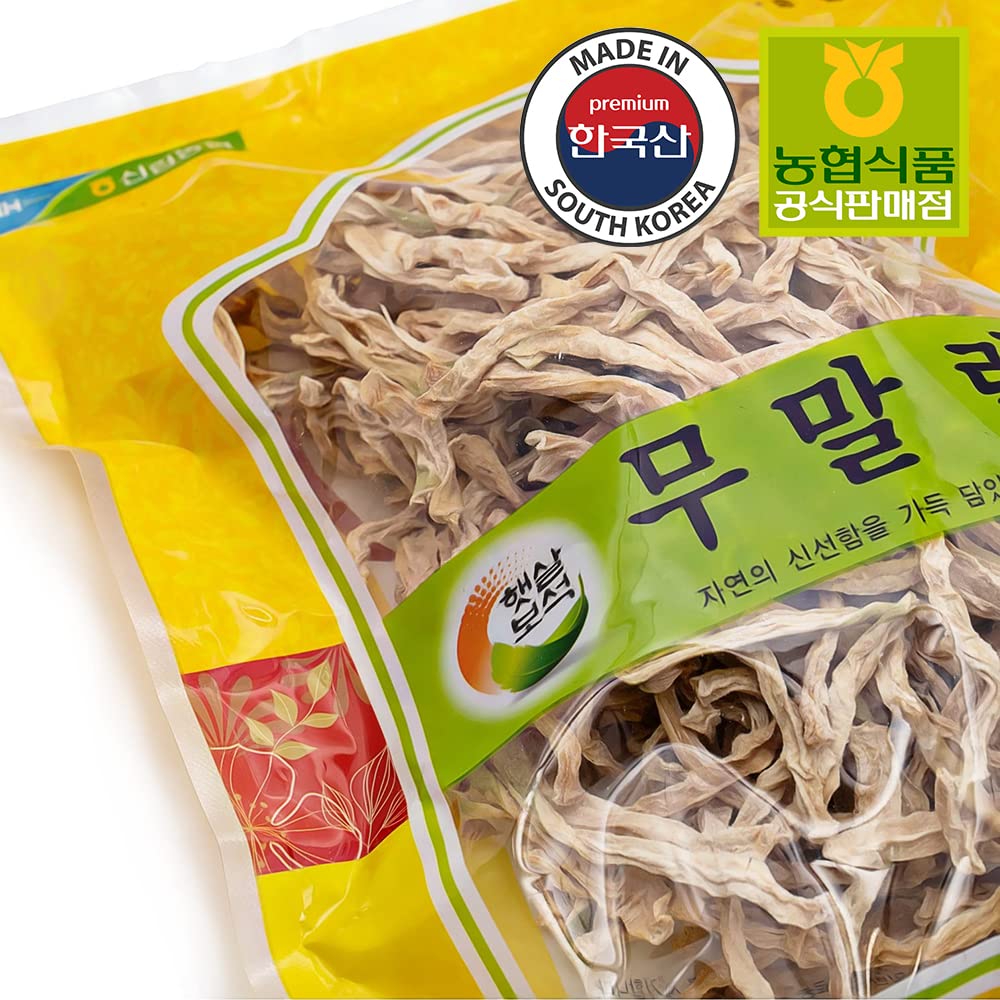 [NongHyup] Dried White Radish (국산 무우말랭이) | 100% Korean Grown | All-Natural | Versatile & Nutritious | Ideal for Korean Traditional Dishes | 농협 무말림 무말랭이, 100% 한국산 (200g/7.05 oz)