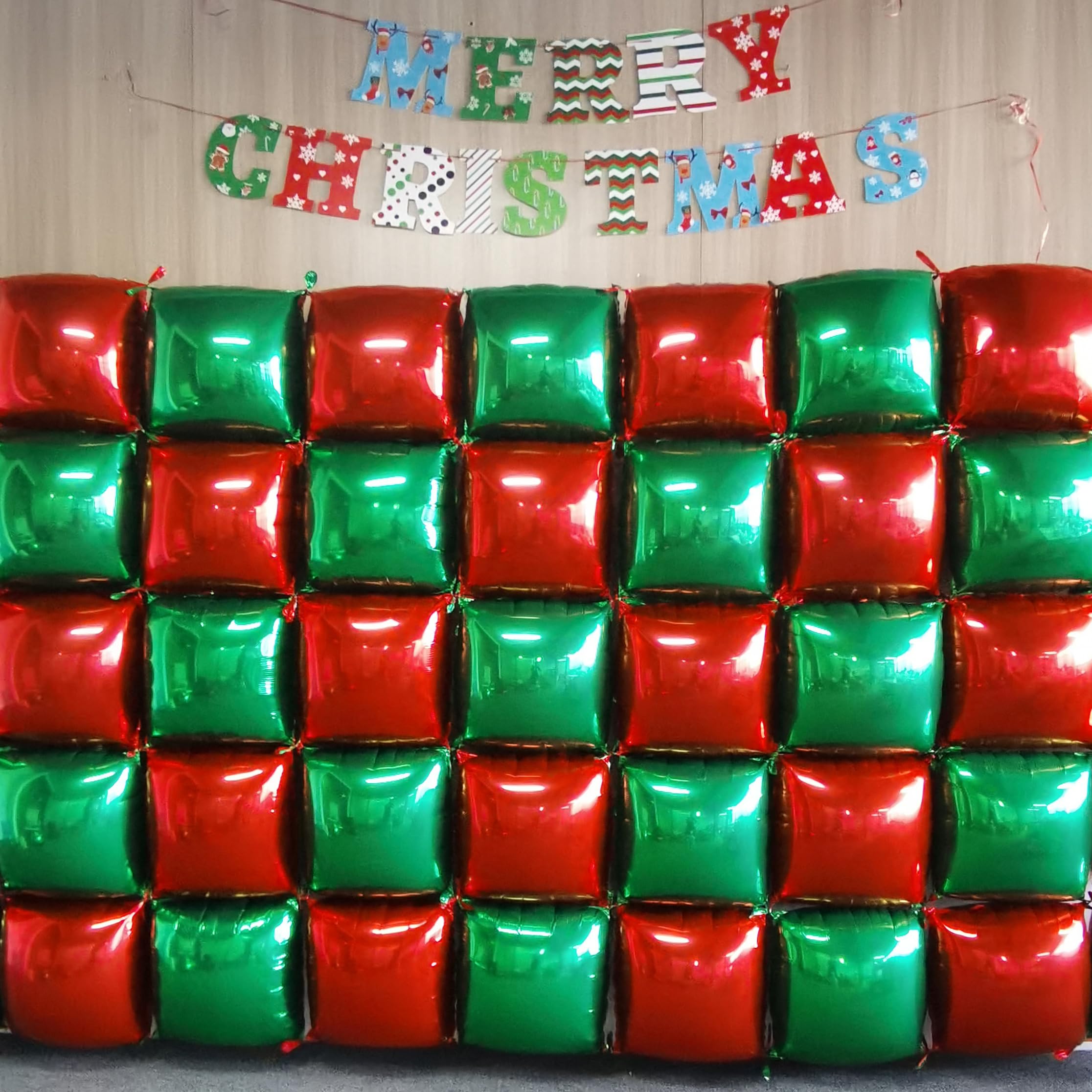 【50pcs】Balloon Arch Kit for Christmas Square Foil Balloons Wall Party Decorations Wedding Balloons Backdrop Double Sided Mylar Balloon for Anniversary Bachelorette Birthday Engagement Red and Green