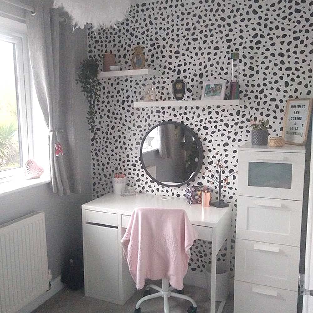 200+ Dalmation Spot Wall Stickers Irregular Polka Dot Stickers Dalmatian Spot Wall Stickers Decal Vinyl Stickers Wall Art Room Decor Bedroom Decor Peel And Stick Nursery Decor Removeable Dots Stickers