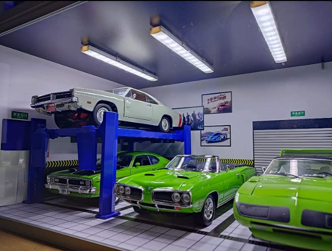 1:18 Car Model Vending machineAcrylic Collectibles Countertop Display Three Parking Spaces LED Lamp Plate with USB Connection for 1/18 Diecast Model Car (Excluding car Models)