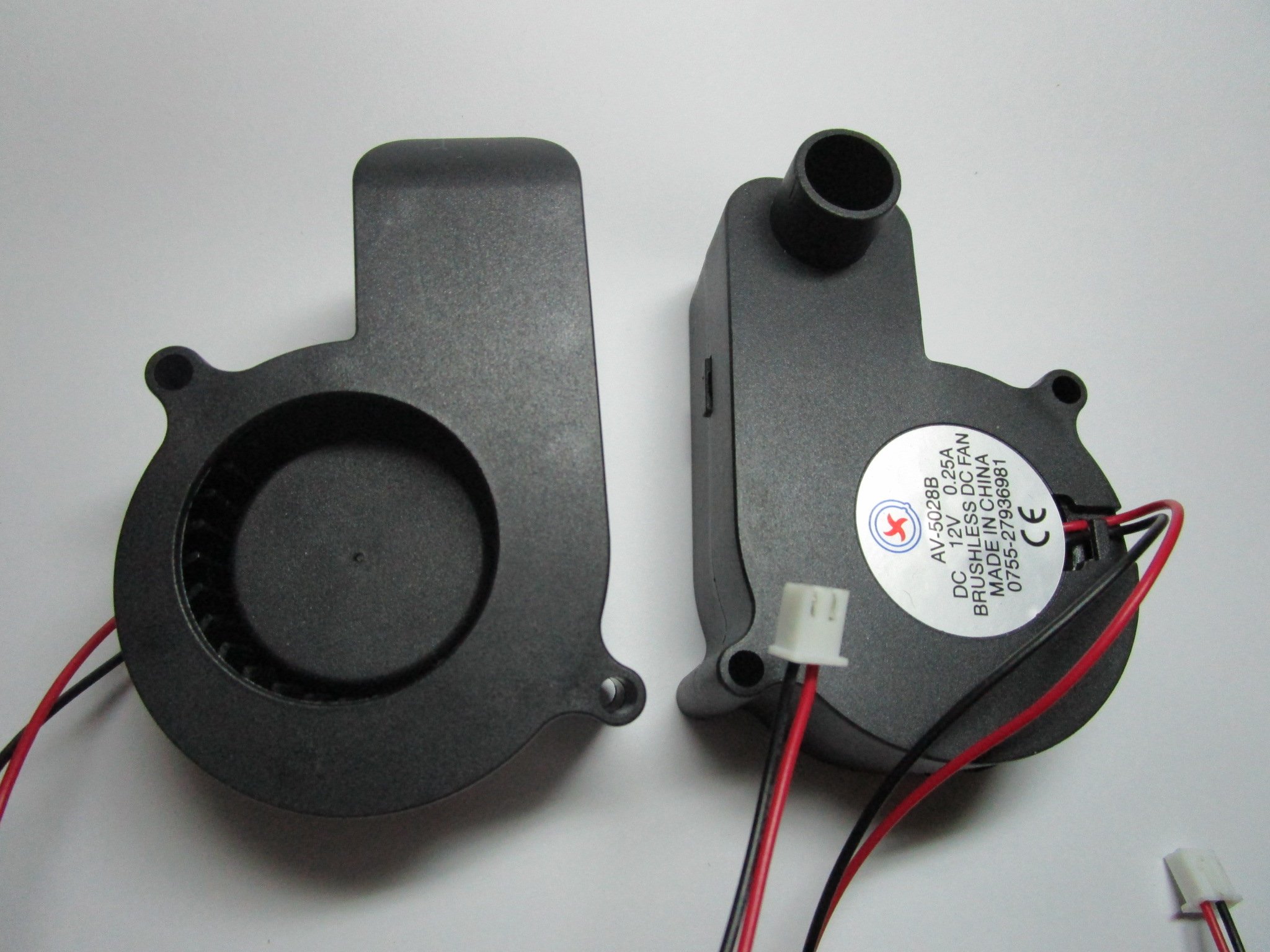 1 pcs Brushless DC Blower Fan 5028B 12V 2 Wires Black Color 50x28mm Ball-Bearing Skywalking