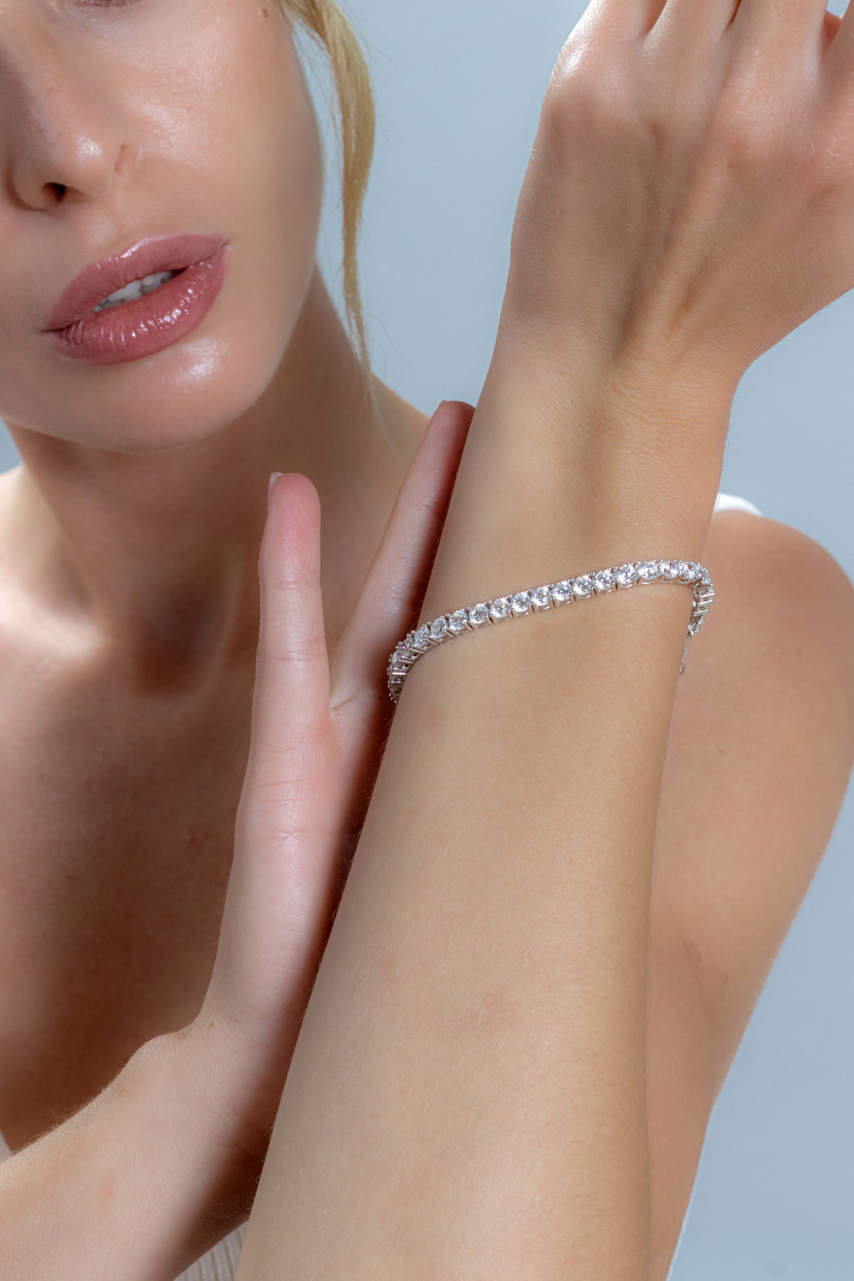 10 Carats 925 Sterling Silver and Round-Cut Cubic Zirconia Eternity Tennis Bracelet 4mm 7.25"