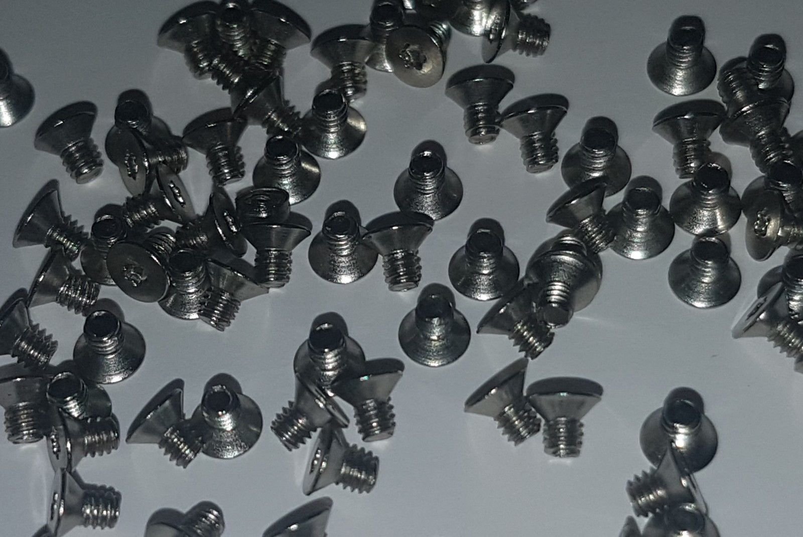 12x Replacement Silver Countersunk T5 Laptop Screws Will fit DELL XPS 13 9333 Base Screw
