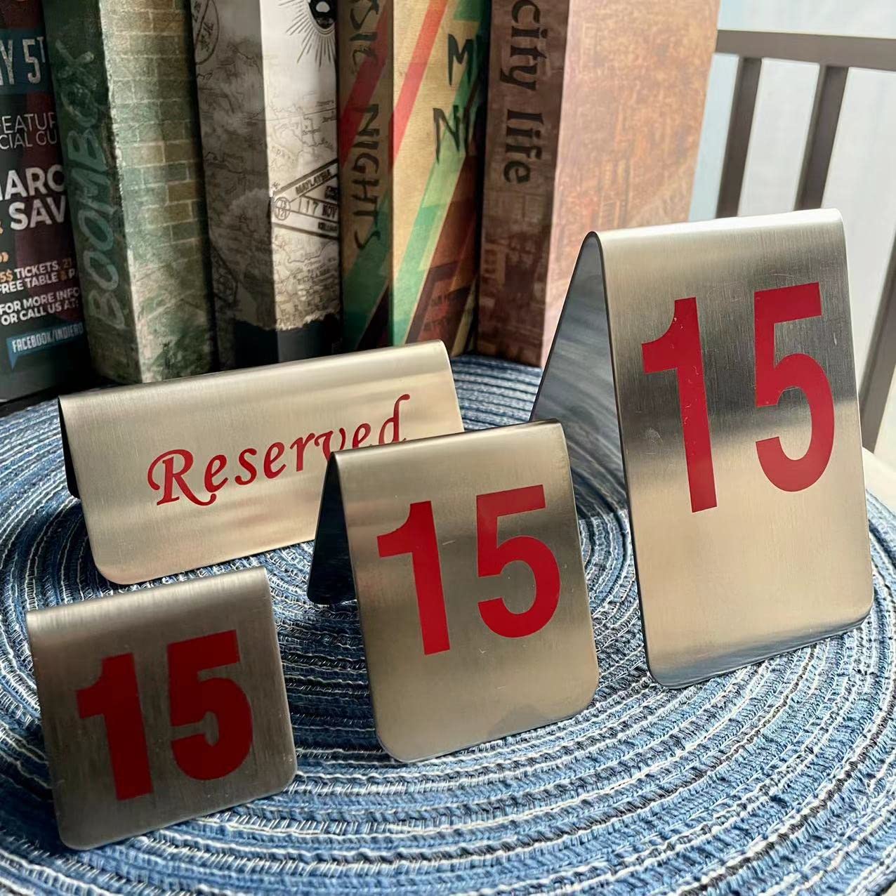10 Pcs Metal Place Cards Stackable Tent Style Table Numbers,Place Card Holders for Celebration Wedding Party Restaurants Cafes Bars Gatherings meeting Room Board Game Serial (Medium 1-10, Black)