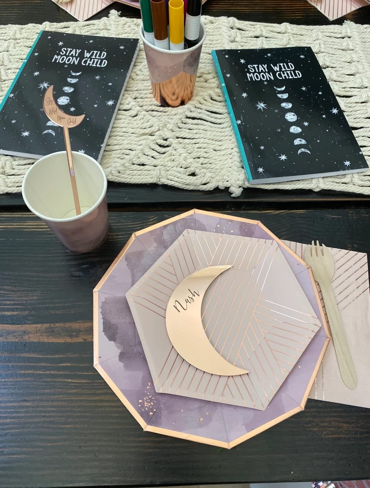 XIAOYUE 20pcs of Acrylic Moon Place Card,Celestial Wedding Place Cards ,Semi-Circle Place Names Blanks for Wedding ,Party&Festival Deco (Gold Mirror)