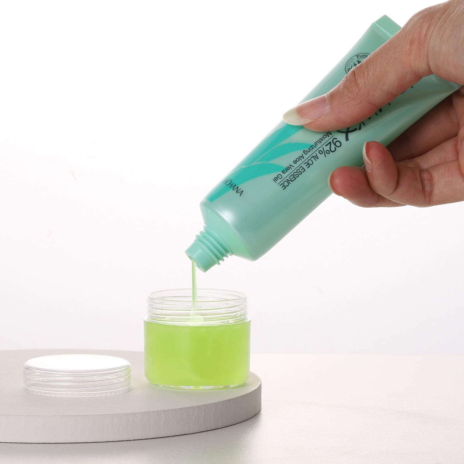 100 Count Clear Plastic Sample Containers 20g Empty Jars Cosmetic Containers with Lids Leak Proof Lip Balm Containers