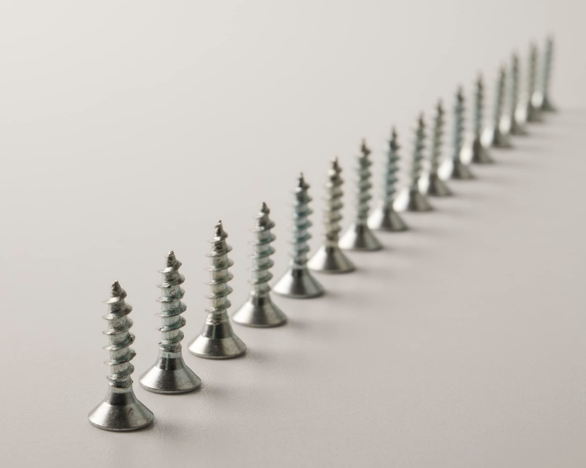 100 Qty #4 x 1/2" Flat Head 304 Stainless Phillips Head Wood Screws (BCP105)