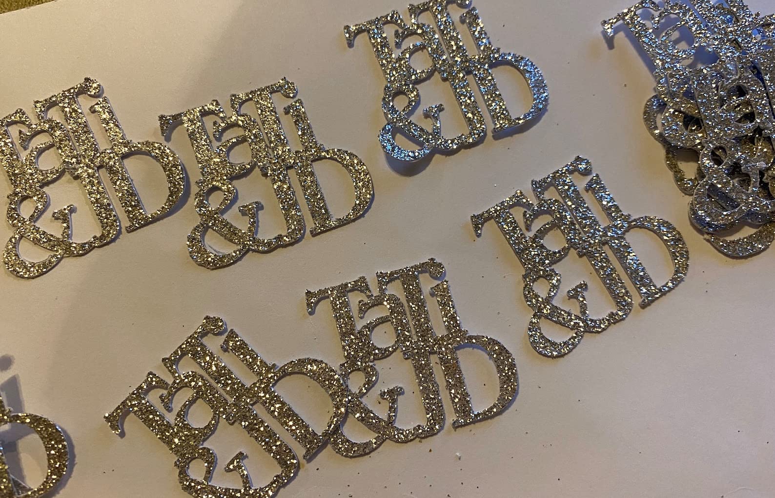 100 Pieces Personalized Initial Any Name Confettis with 2 names glitter table scatter Bridal showers engagement parties weddings anniversarys Supplies Customization Parties Birthday Partybaby shower