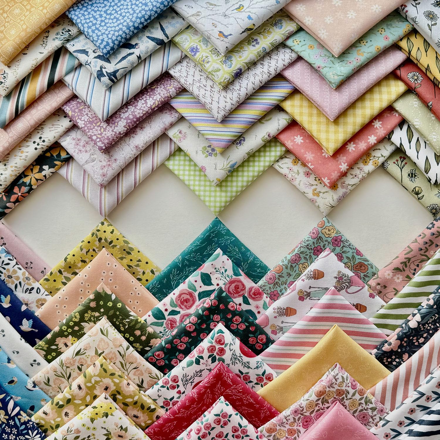 100% Cotton Fabric Squares – 60pcs 8x8 inches Precut Quilting Bundle for Sewing and Crafting, Turkish Quality Fabric (Wild Animals, #5)