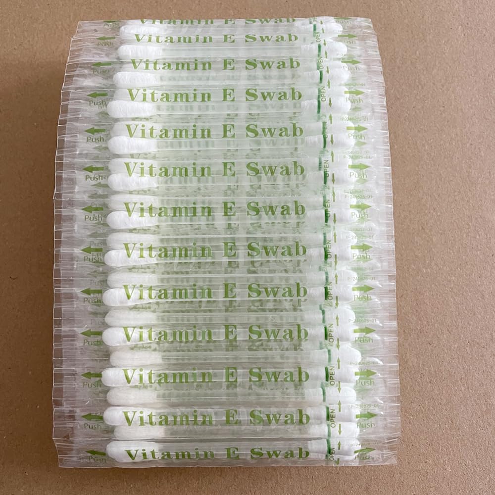 100 pcs Vitamin E Lips Oil Swabs Stick Disposable VE Cotton Swab Protect Lip Gum Anti-dry Moisture For Use Before Teeth Whitening (100 Pcs)