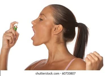 3 Pack of Pretty Fresh Instant Breath Freshener Mouth Spray Fresh Mint,Fights Bad Breath.