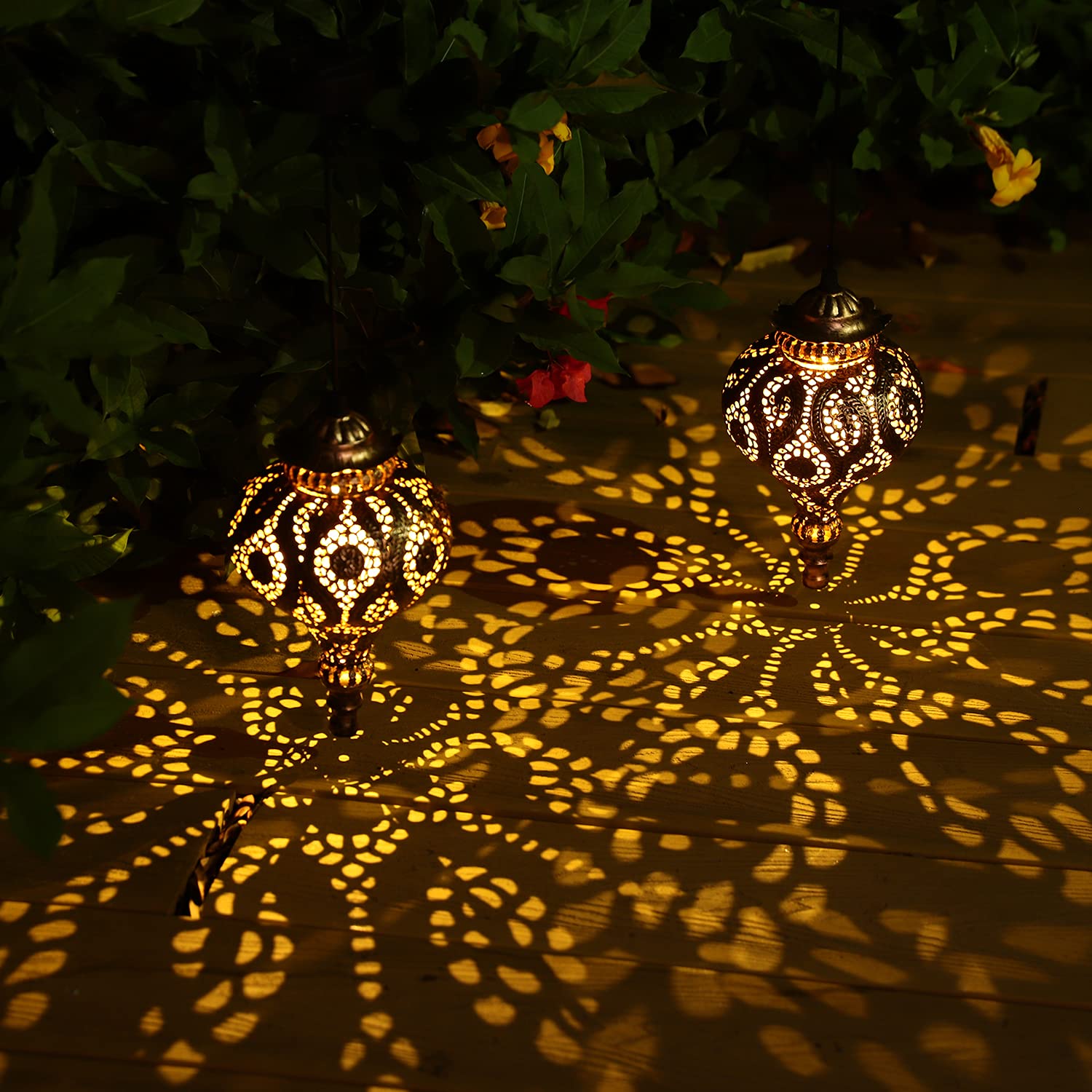 2 Pack Solar Lights Outdoor Garden Decor Waterproof,Metal Lamp for Outdoor Hanging Decor Solar Lantern Outdoor to Hang for Yard and Lawn Tree ,Fence,Patio,Lawn,Walkway