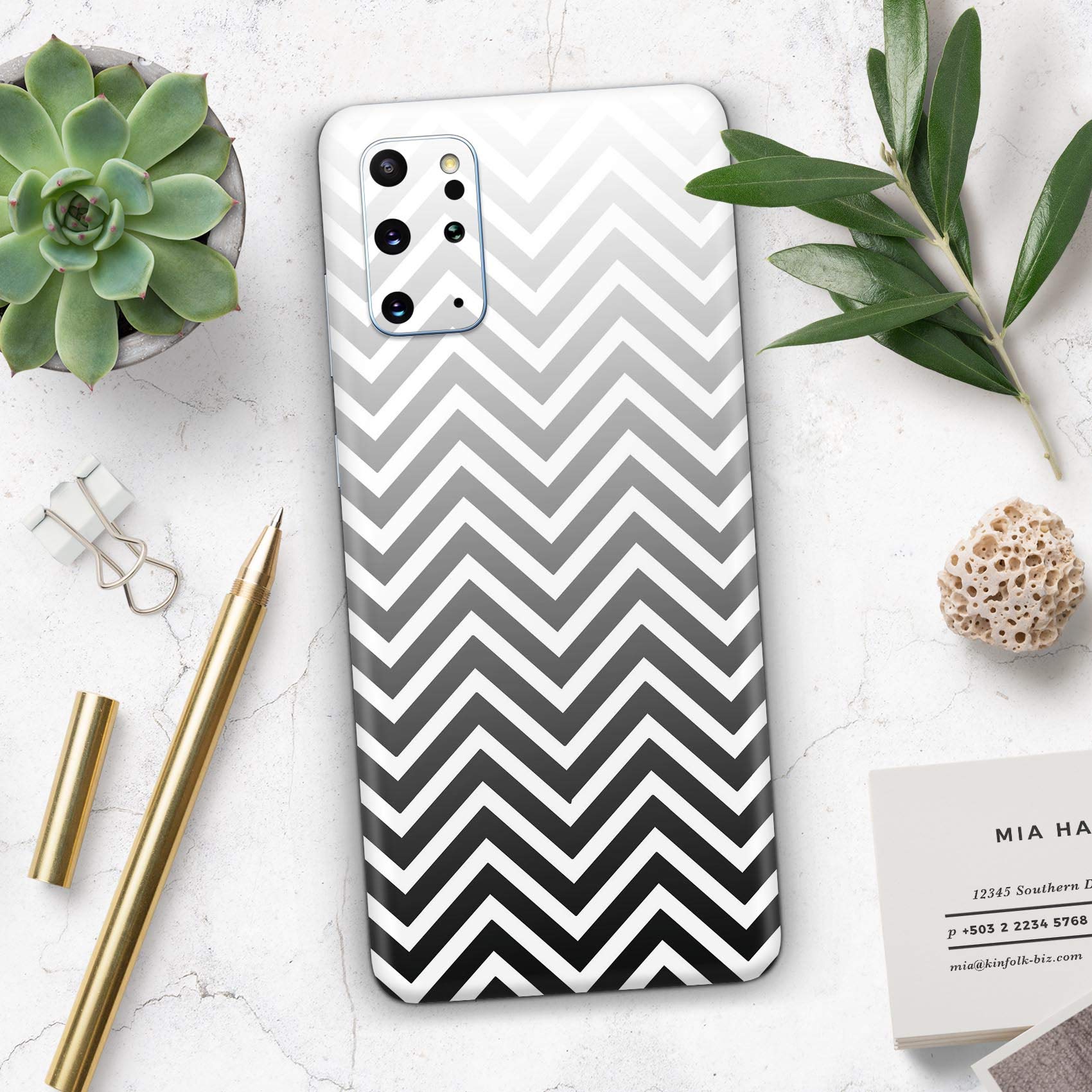 DesignSkinz White & Gradient Sharp Chevron Protective Vinyl Decal Wrap Skin Cover Compatible with The Samsung Galaxy S20 (Screen Trim & Back Glass Skin)