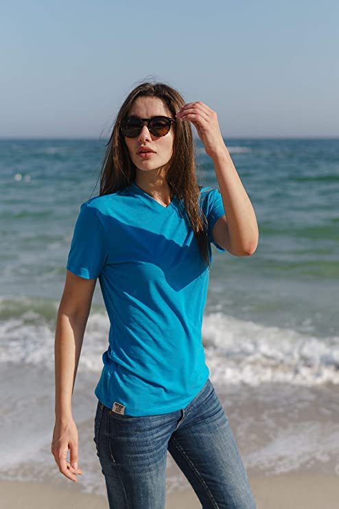 100% NZ Organic Merino Wool Lightweight Women's Base Layer Thermal Short Sleeve T-Shirt + Merino Wool Hiking Socks Bundle (Medium, Purple V-Neck)