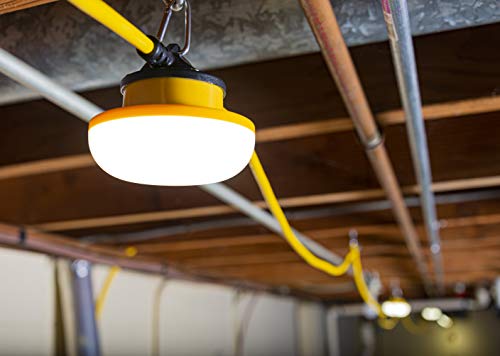Bergen Industries GL100182LED 100 Foot Temp Light Stringer Integrated LED Lights 18/2AWG 15A Male and Female Plugs 16,000 LUMENS , Yellow