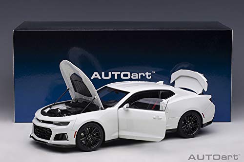 AUTOart 1/18 Model Car of Chevy Camaro ZL1 Summit White 71206
