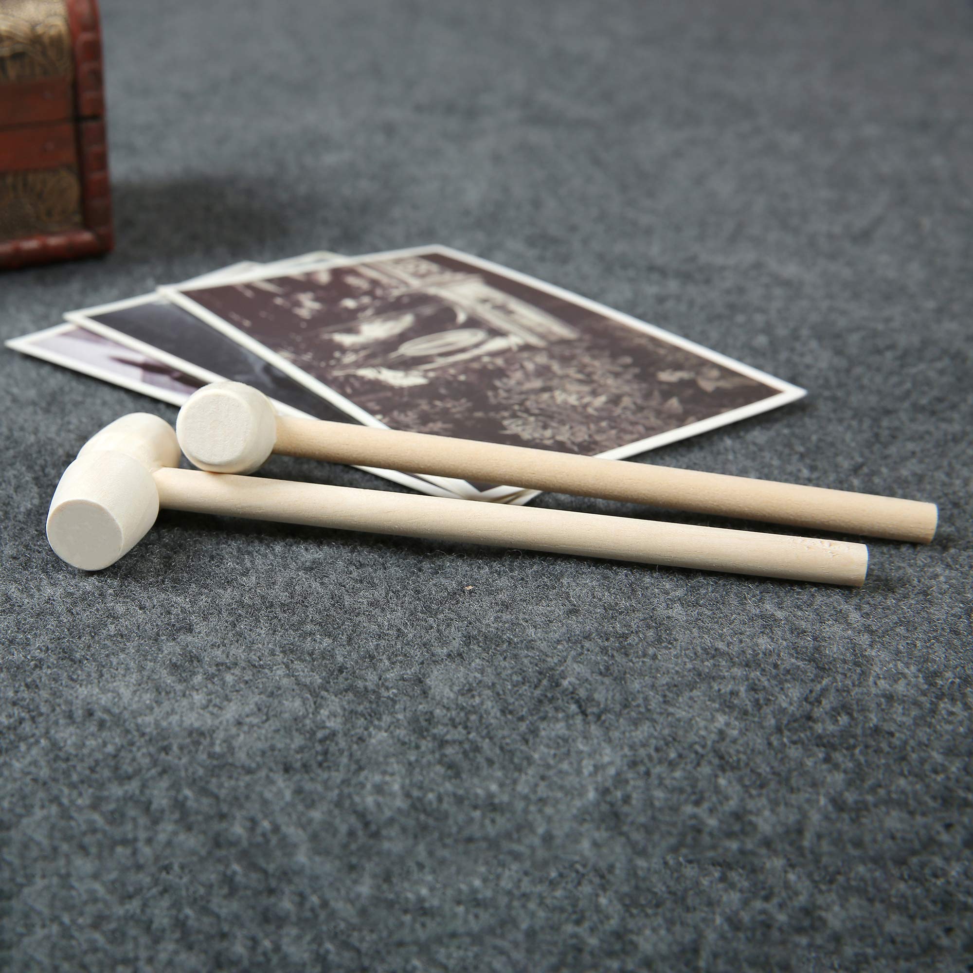24 Pieces Mini Wooden Hammers Mallets Gavel Toy for Kids, Cute Breakable Heart Hammers for Chocolate