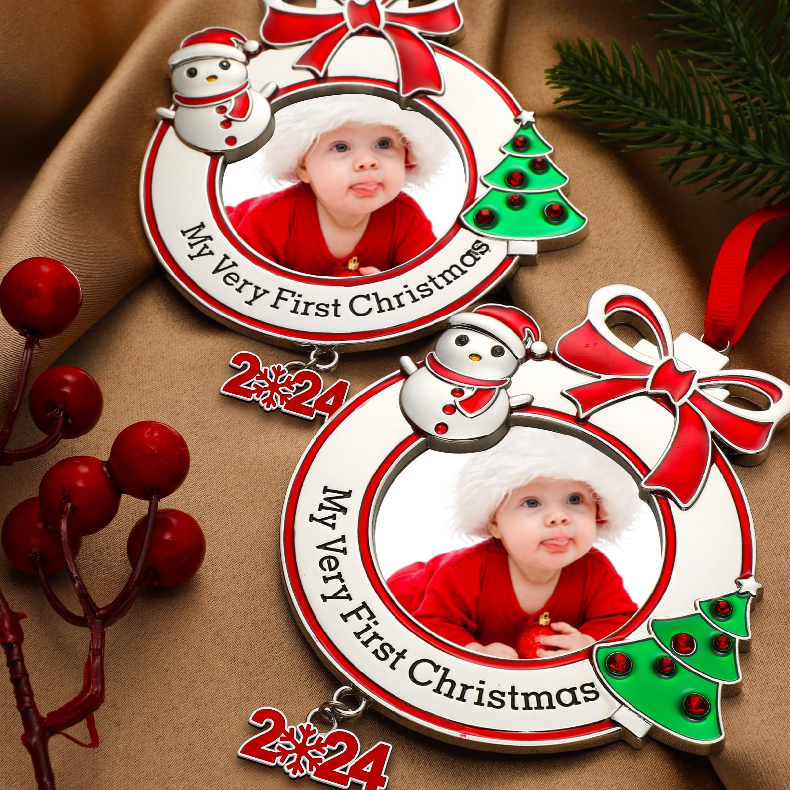 Yookeer Baby's First Christmas Photo Ornament 2025 My Very First Christmas Photo Frame Xmas Baby's 1st Keepsake Picture for Newborn Baby Christmas Tree Decor(1 Piece,Round)