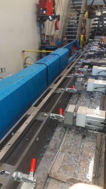 850LB M10 P=1.5 FLG BASE STRAIGHT LINE CLAMP METRIC THREAD