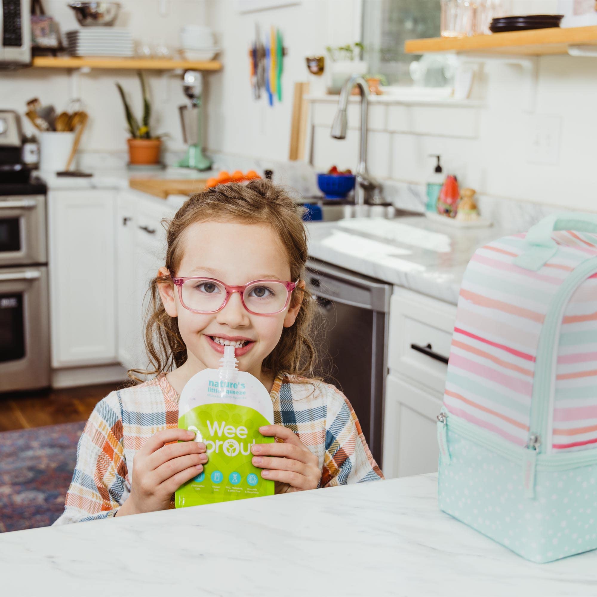 WeeSprout Double Zipper Reusable Food Pouches (5 Fl Oz, Green)