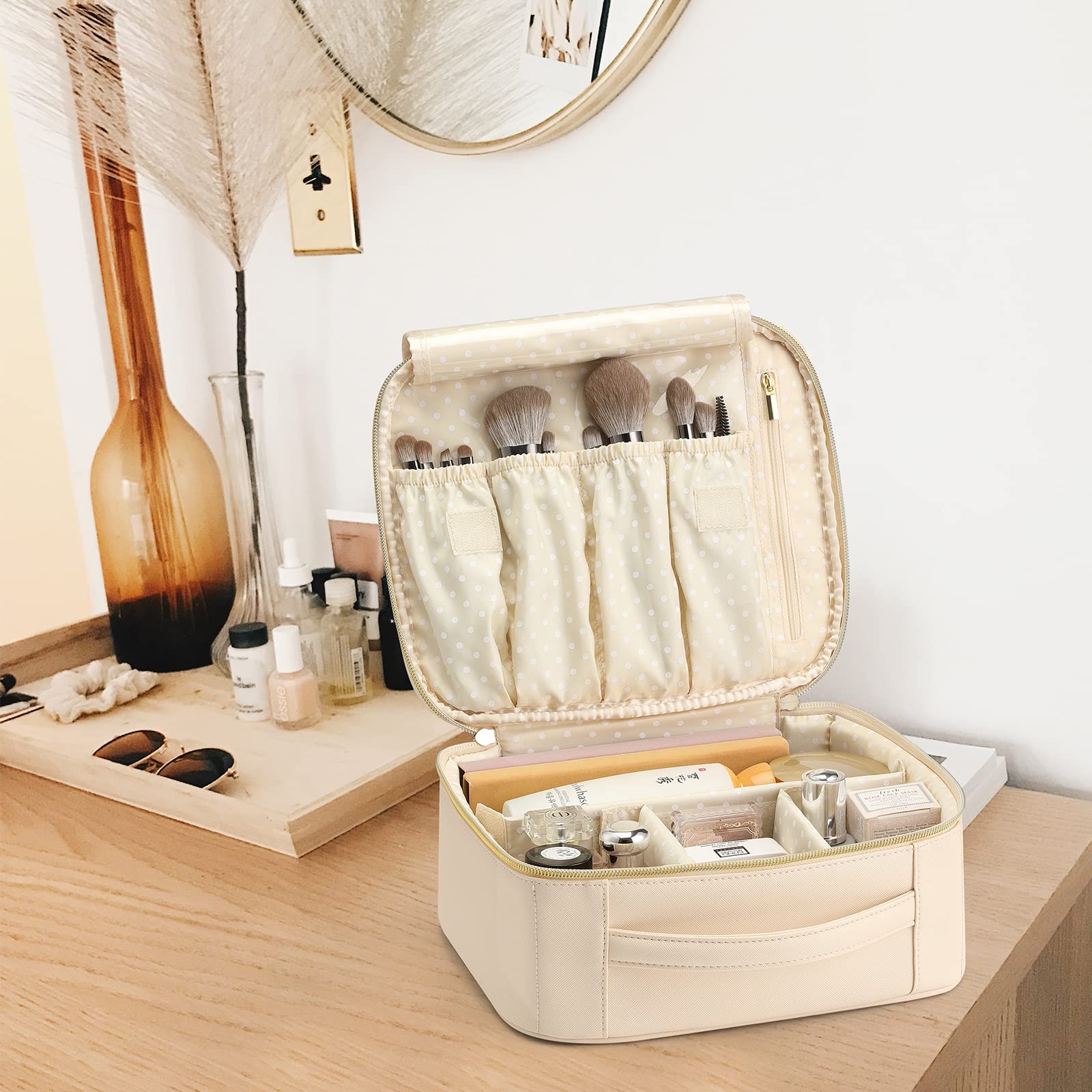 Vlando Makeup Bag,Gifts for Women Travel Makeup Bag Organizer Leather Make up Storage Bag for Women Adjustable Dividers Make up Brushes Case for Valentine's Day Birthday-white