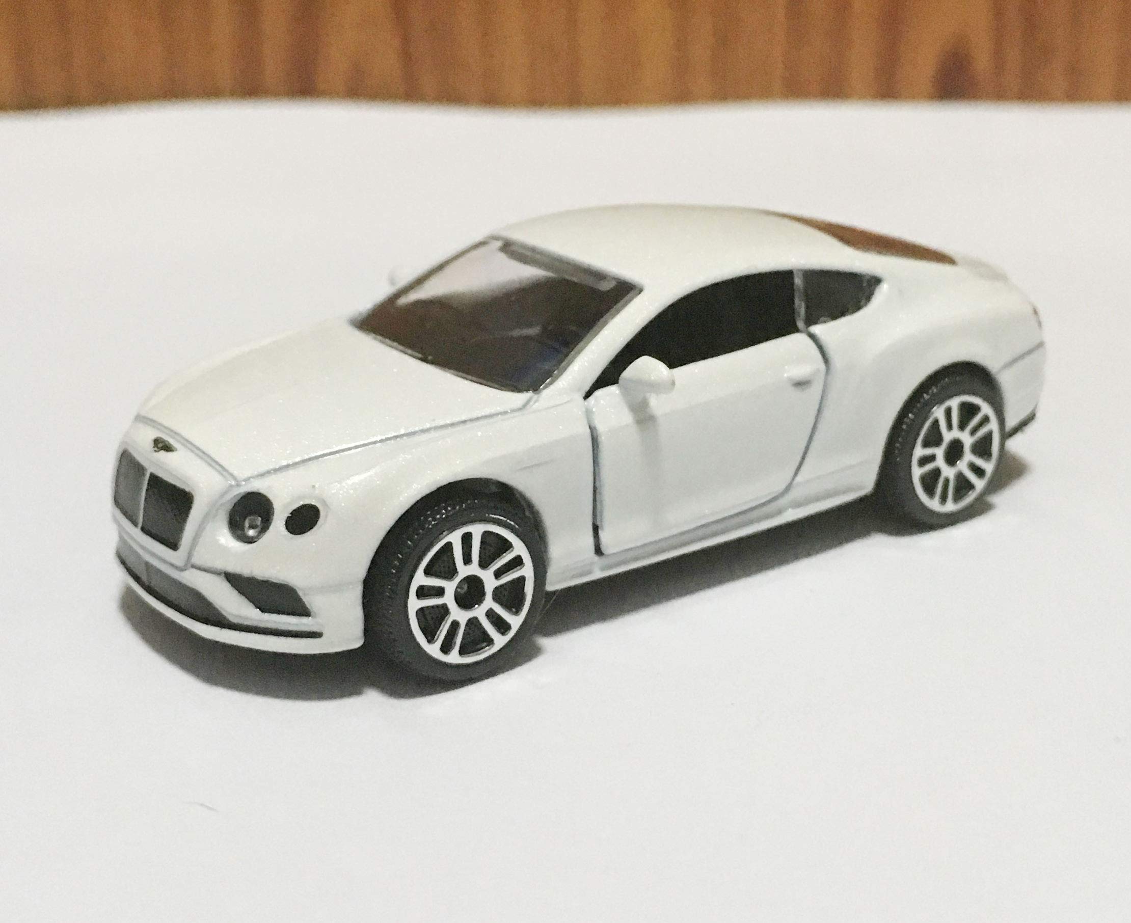 1/64 Model car Toys Majorette Bentley Continental GT V8 S - White (1/64, 3 inches) D5S no Package