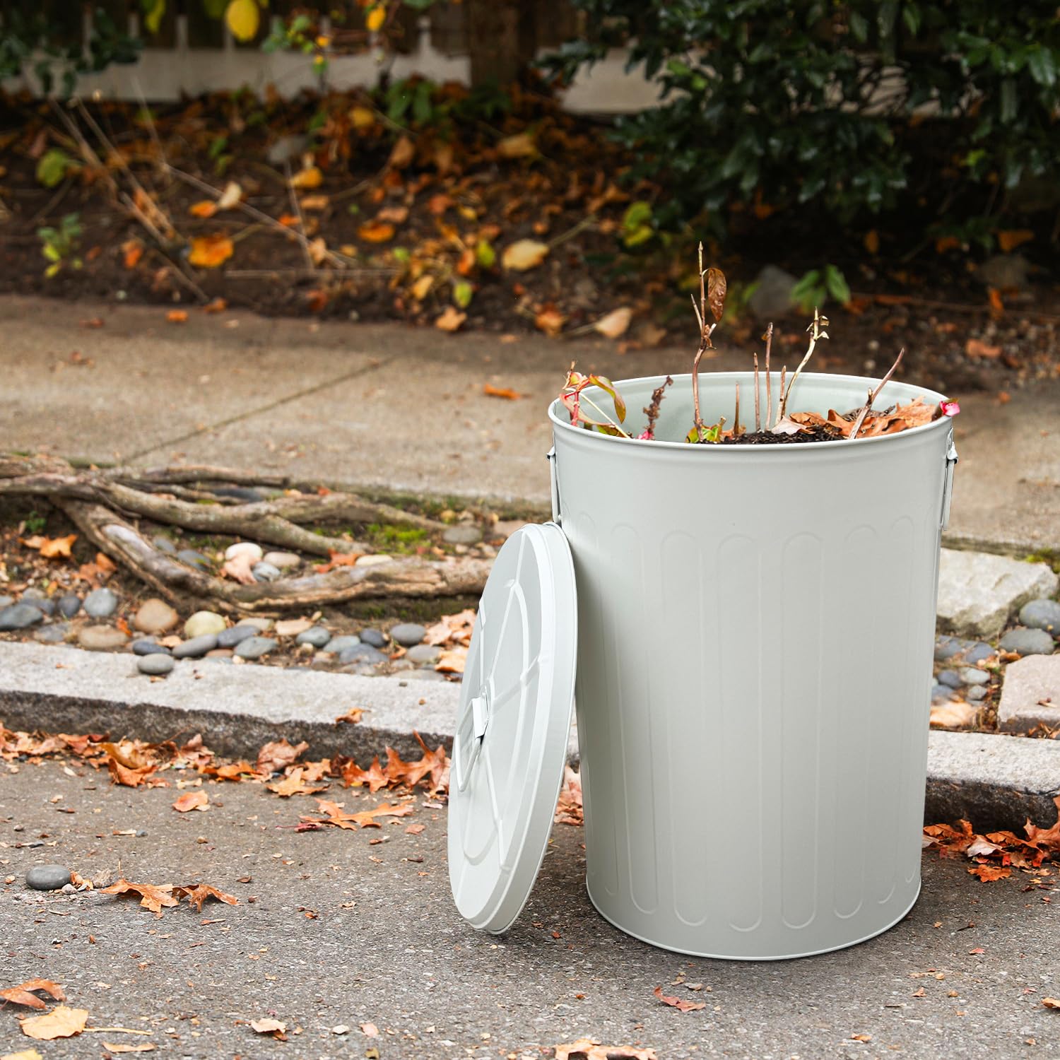 20-Gallon Beige Galvanized Steel Round Trash Can with Lid Powder Coated Metal