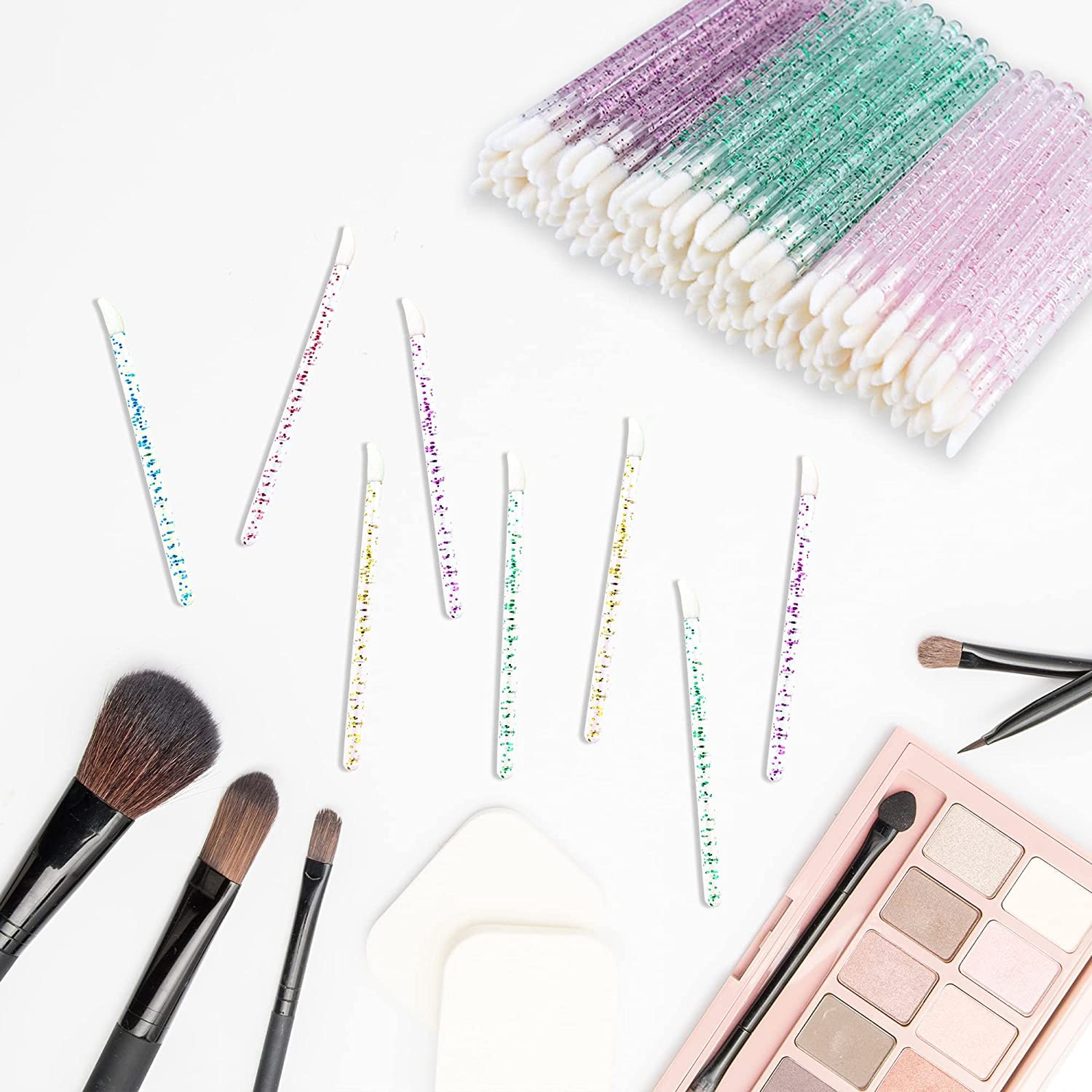 300PCS Glitter Crystal Lip Brush, Disposable Crystal Lip Brushes Tool Kits Lip Gloss Applicators Make Up Lipstick Gloss Wands Makeup Applicators Brushes Applicator tool Makeup Beauty Tool Kits 1