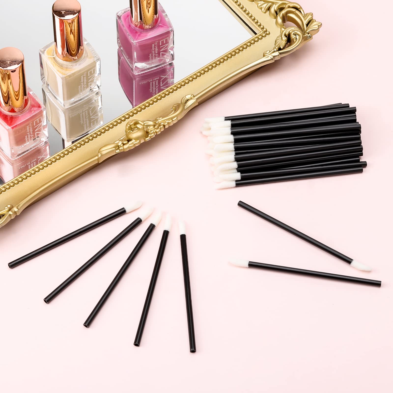 200pcs Disposable Lip Applicators Lip Makeup Brushes Lip Gloss Applicators Lipstick Wands Beauty Tool Kits