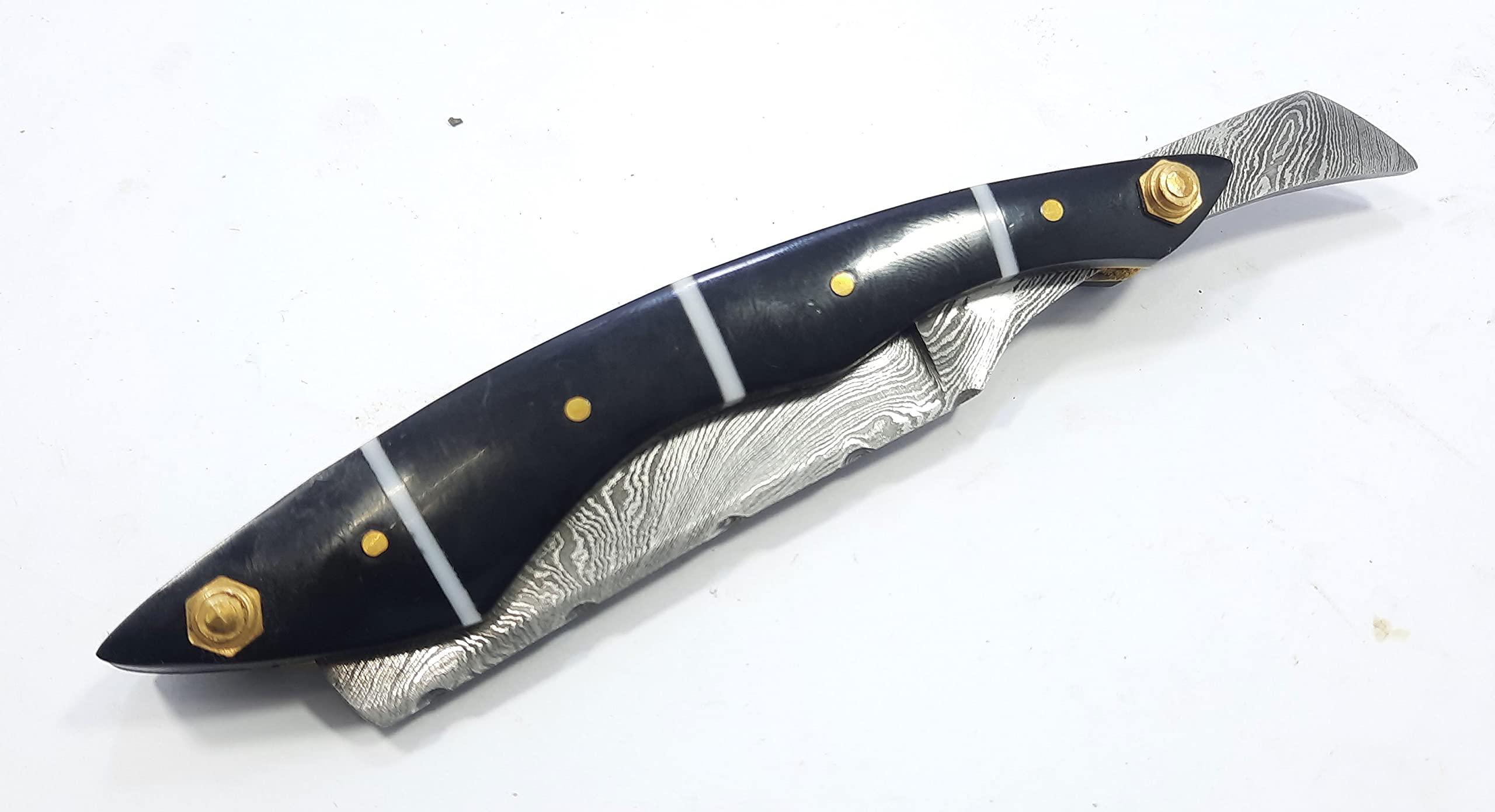 Qureshi Knifes Damascus Steel Straight Razor fixed Blade Camel Bone with Leather Sheath Belt Loop. STR-24001