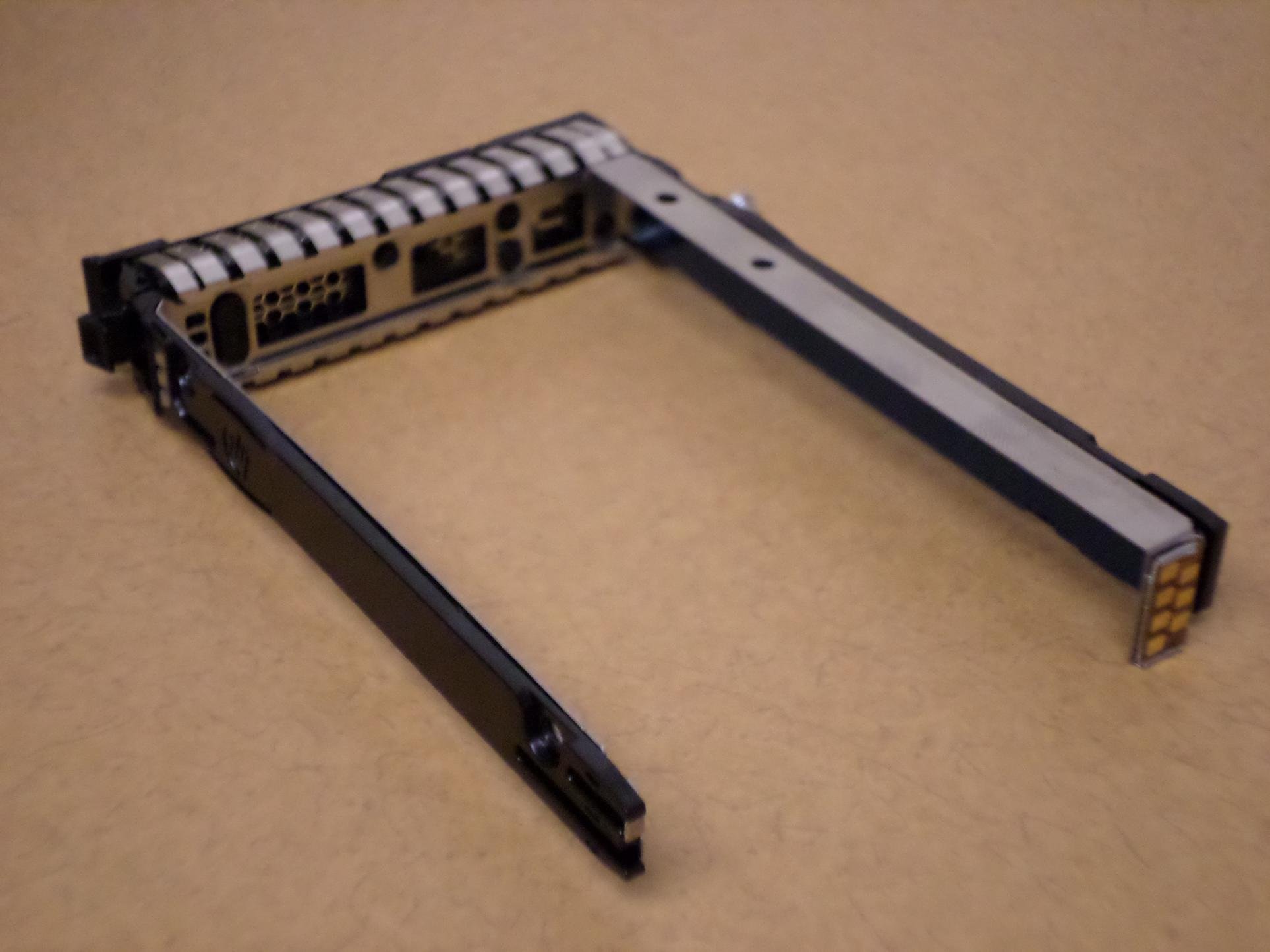 2.5 SFF SAS SATA Drive Tray Caddy for HP 651687-001 651699 G9 Gen9 2.5" SAS SATA Tray DL380p DL360p DL160 DL560 385 G8 exclusively by Wali
