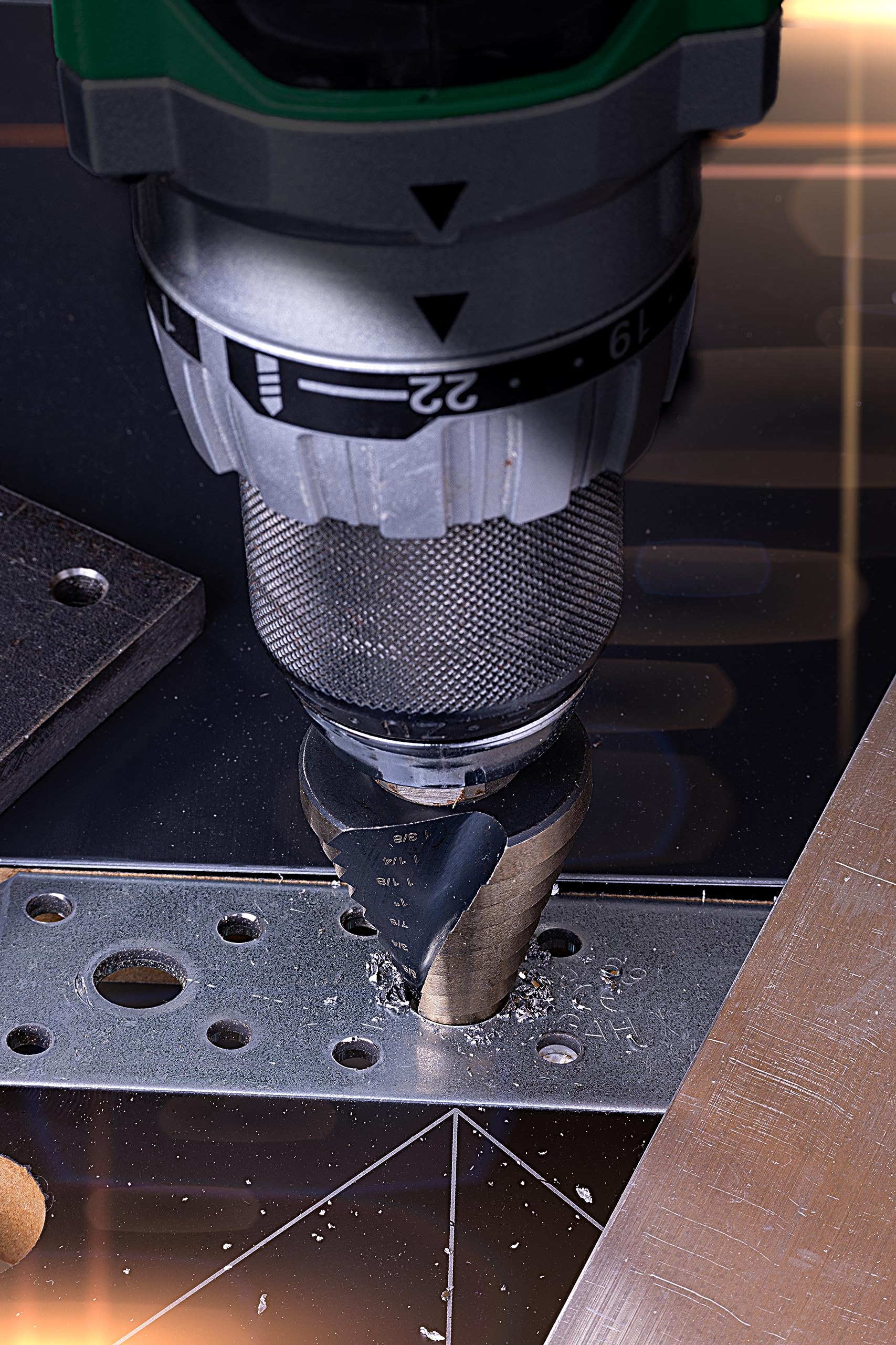NordWolf M35 Cobalt SAE Step Drill Bit, Spiral Groove Double Flute Multiple Hole Unibit for Stainless Steel & Metal Sheet, 13 Imperial Step Sizes 3/16" to 1-3/8"