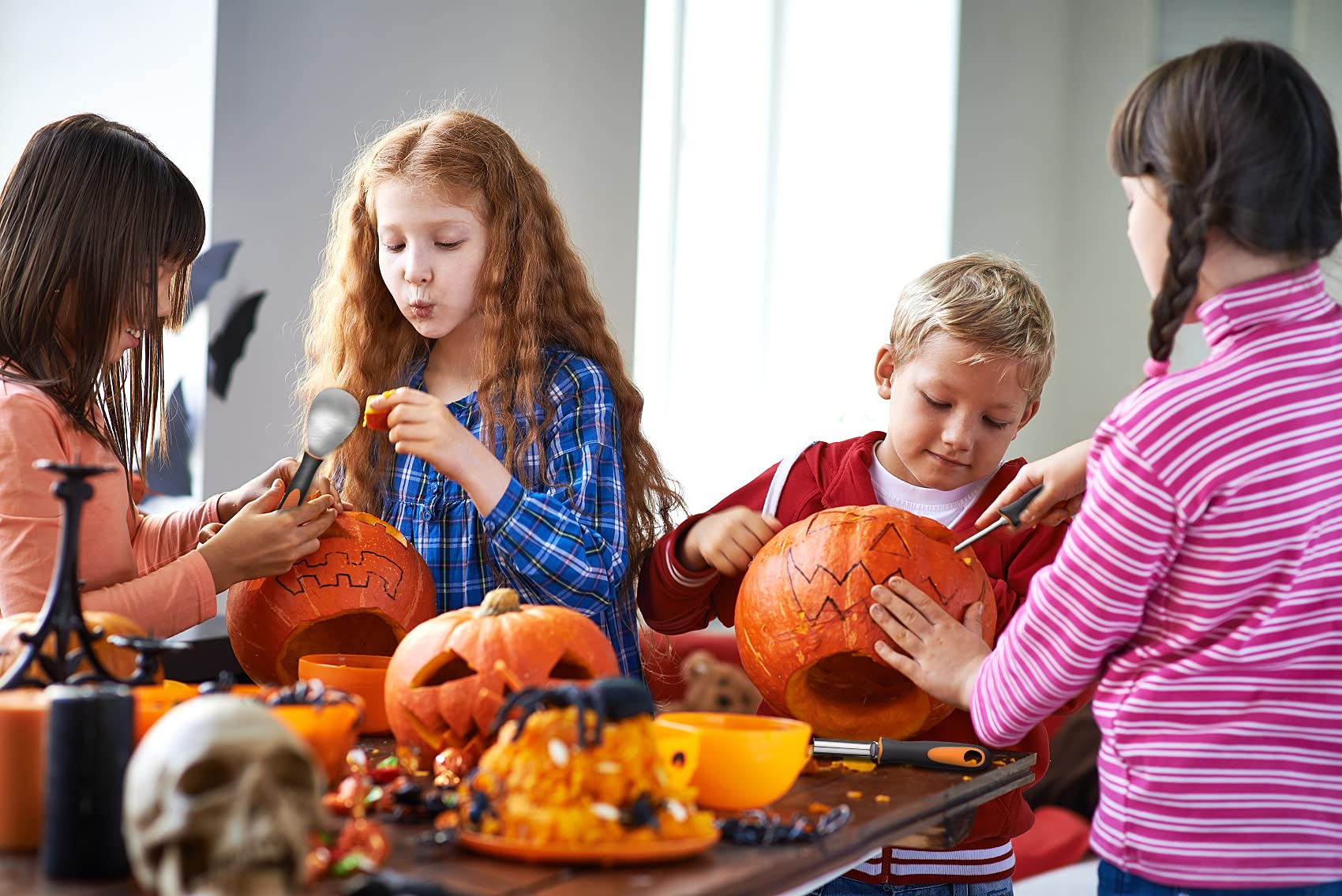 Halloween Pumpkin Carving Tools Kit - 11 PCS Professional Heavy Duty Stainless Steel Pumpkin Carving Tools with Carrying Case for Kids Adults Sculpting Jack-O-Lanterns