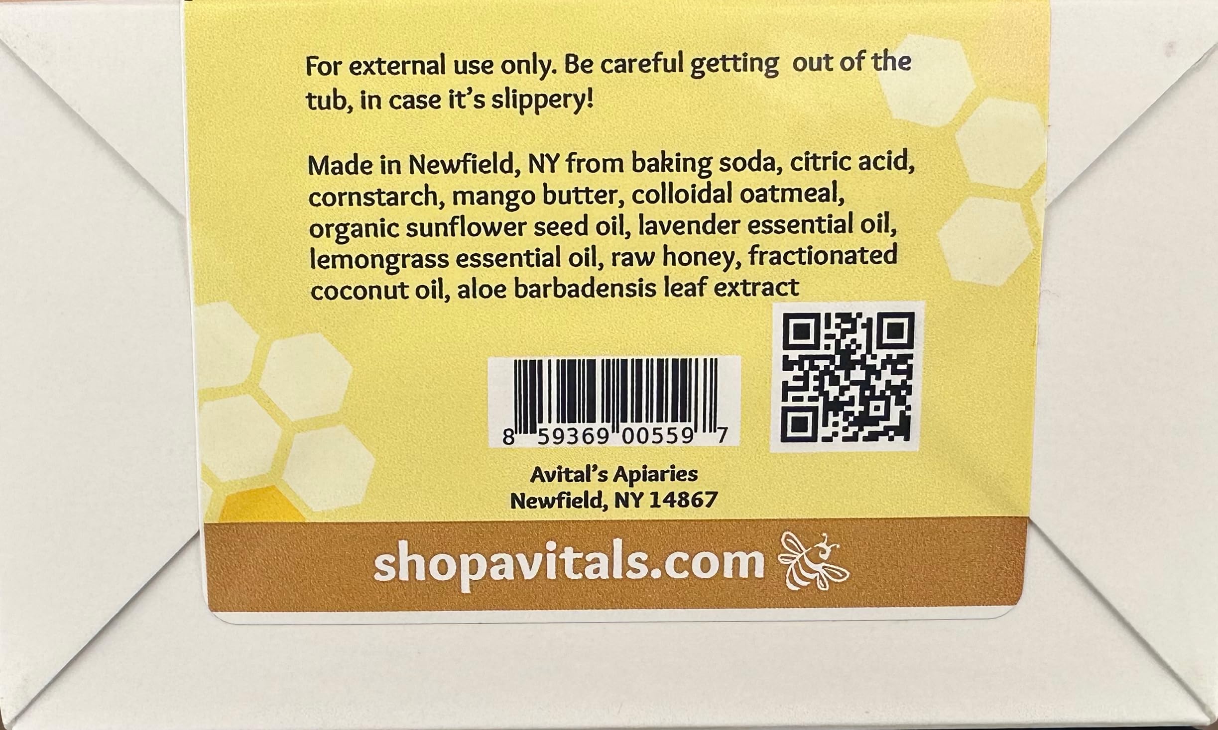 4 Handmade Raw Honey & Colloidal Oatmeal Bath Bombs with Lavender & Lemongrass Essential Oils to soothe hydrate dry skin